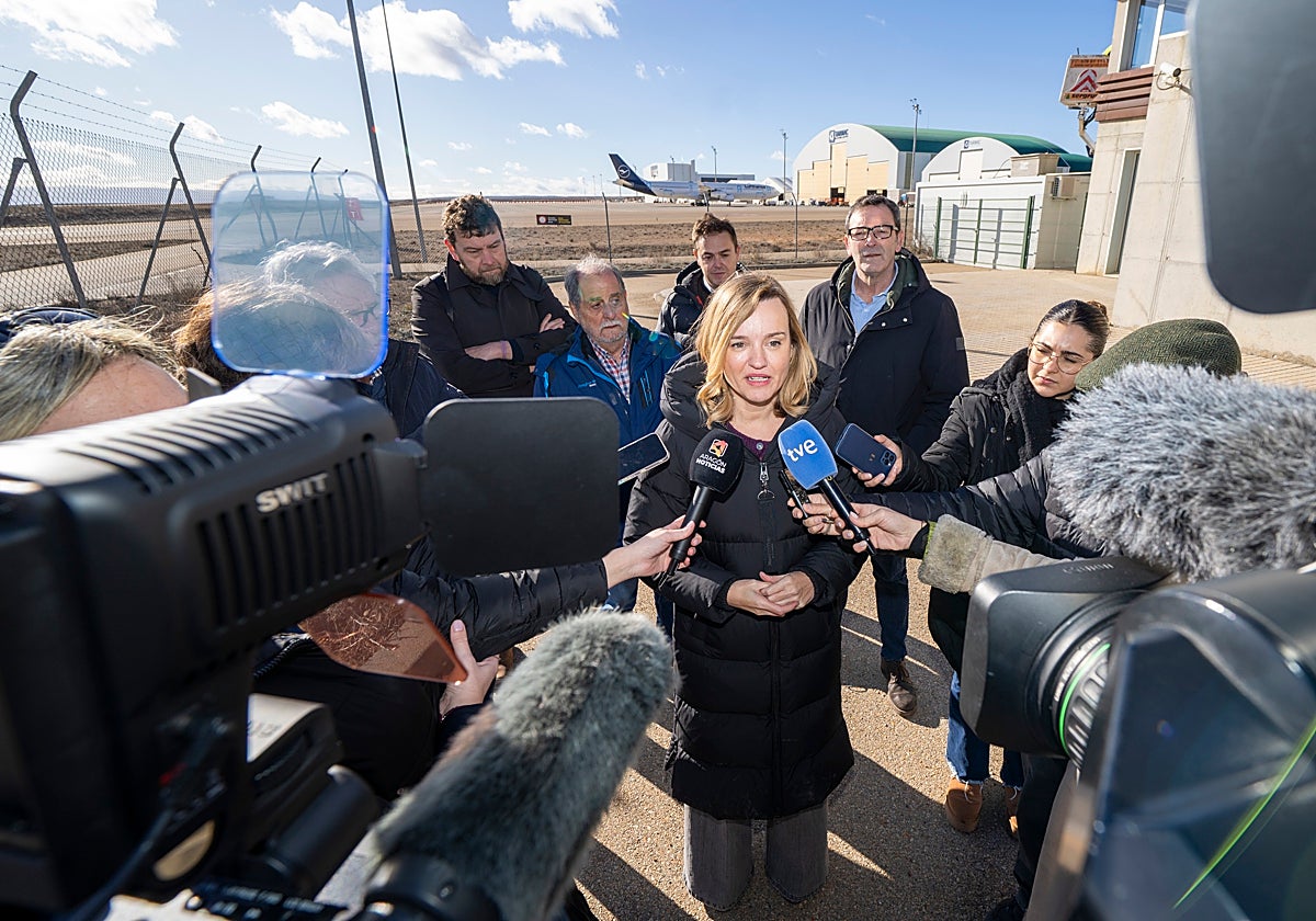 Alegría presume de la rehabilitación de unas viviendas con fondos ...