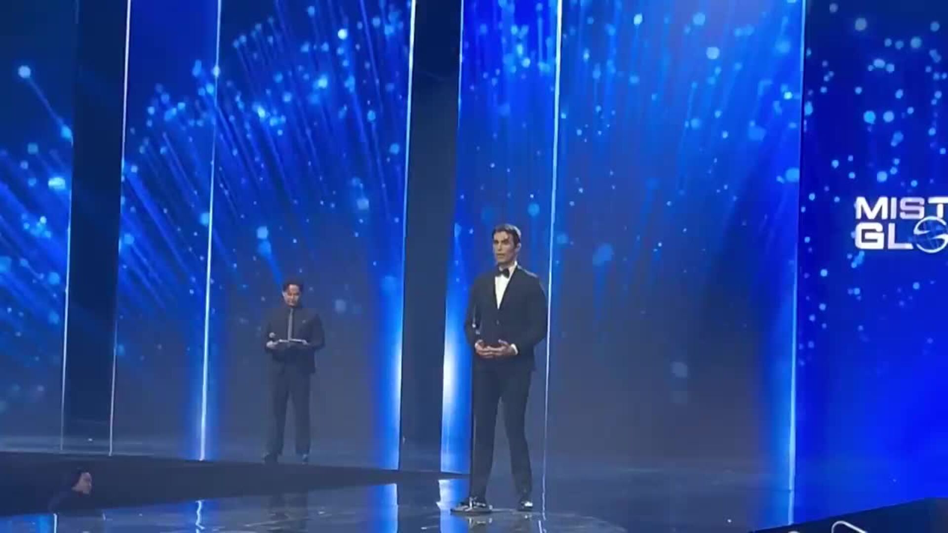 Alejandro Ortega gana el concurso de belleza masculina Mister Global ...