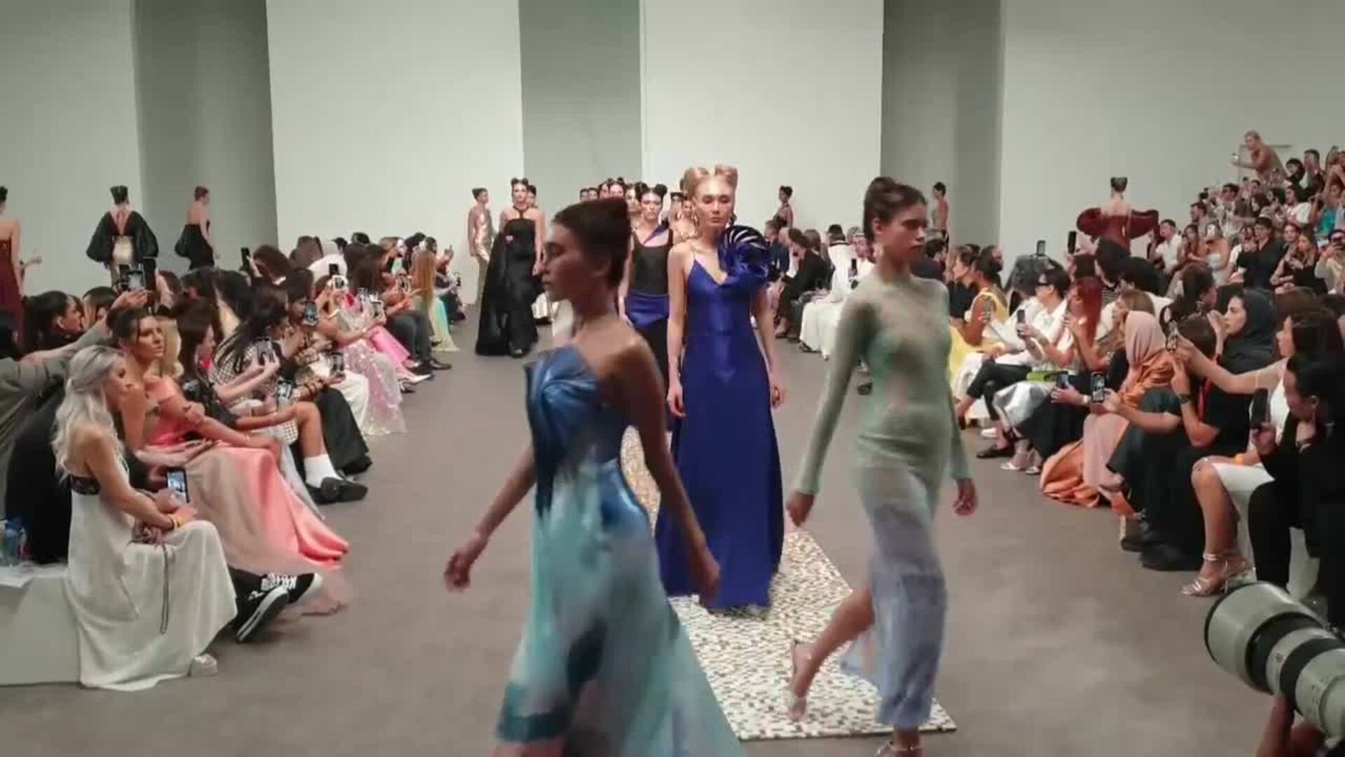 Heba Al Jasmi y Humariff brillan en la Semana de la Moda de Dubái 2024