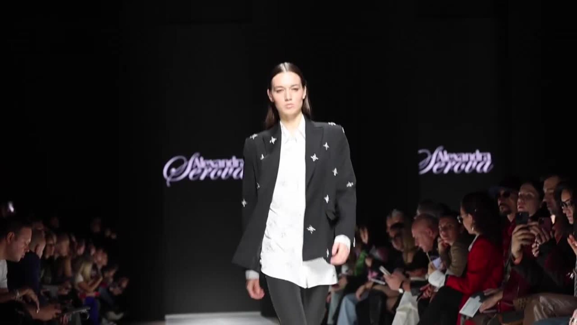 La diseñadora rusa Alexandra Serova presenta su colección en la Semana ...
