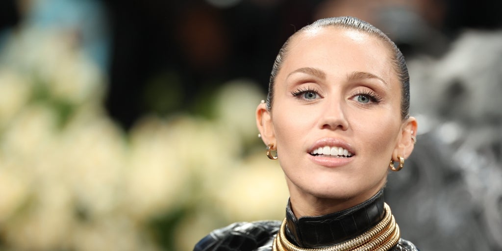 Miley Cyrus se sincera tras cinco años sin beber alcohol: «La sobriedad ...