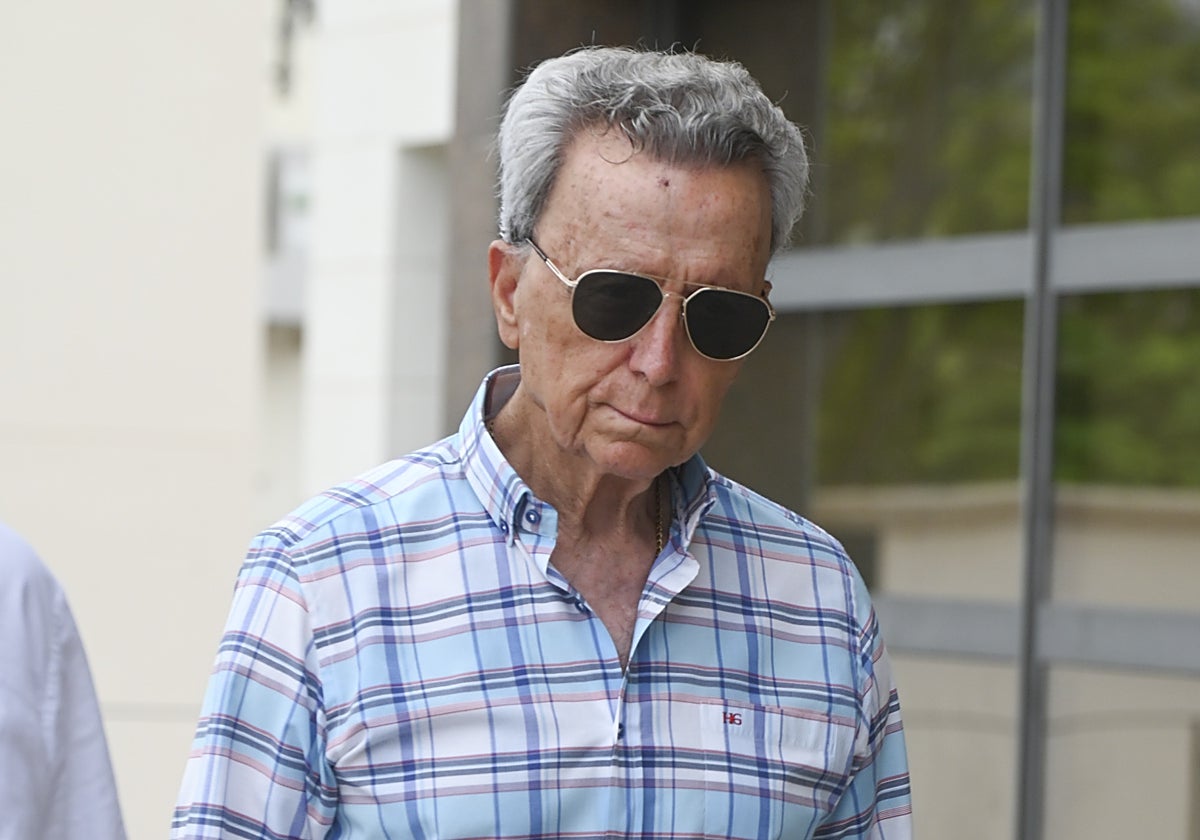 José Ortega Cano, abuelo entregado en la nueva etapa de la hija de Michu en Madrid