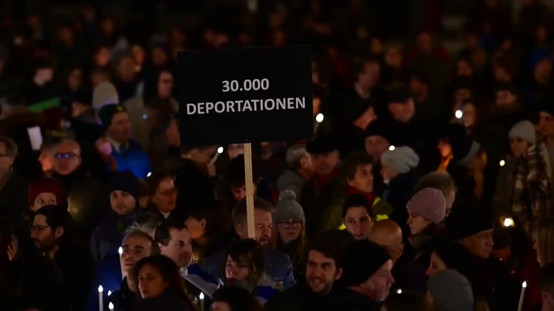Viena Conmemora El 85 Aniversario De La Noche De Los Cristales Rotos