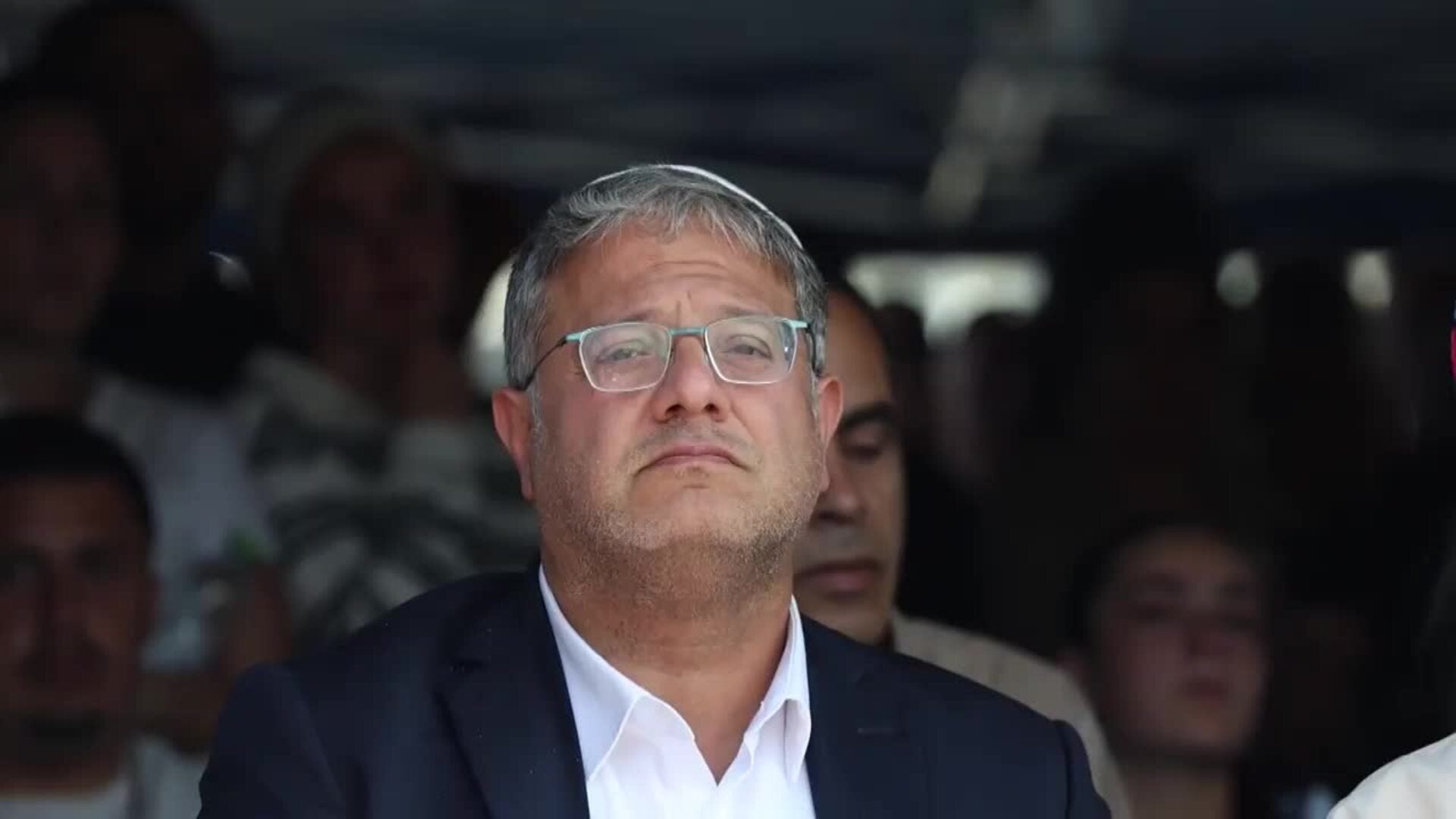 Decenas de personas despiden en Jerusalén al rehén Uri Baruch