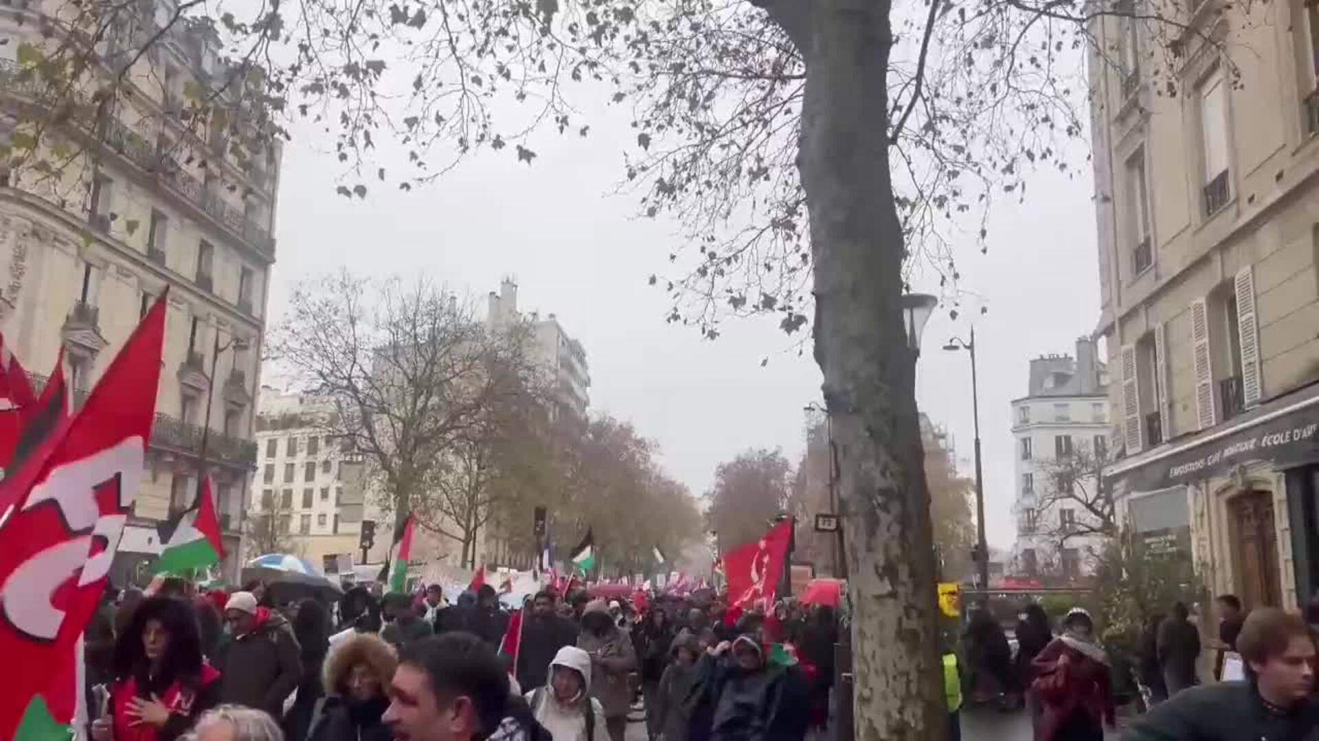 Cientos de personas protestan en París en solidaridad con el pueblo ...