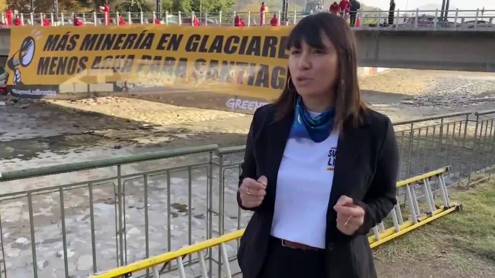 Activistas de Greenpeace en Chile denuncian impacto de la minería en ...