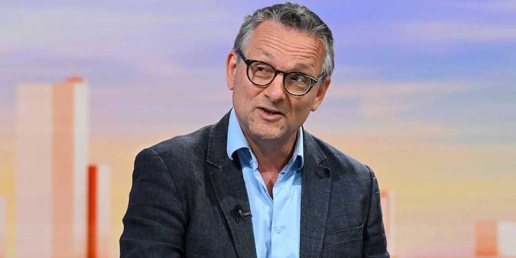 Encuentran muerto al presentador británico Michael Mosley en una isla ...