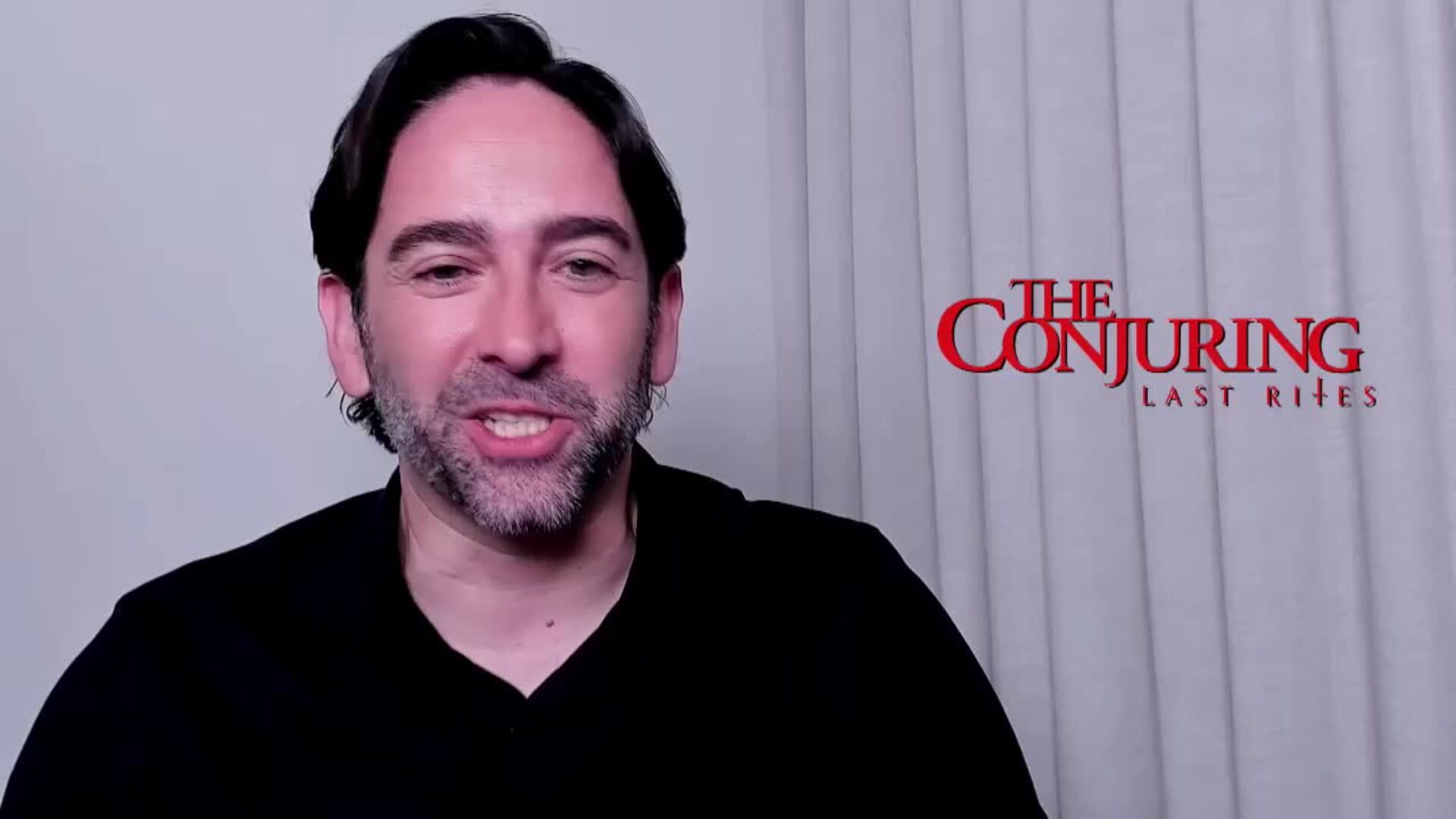 Michael Chaves cierra la saga de 'The Conjuring' con terror clásico en ...