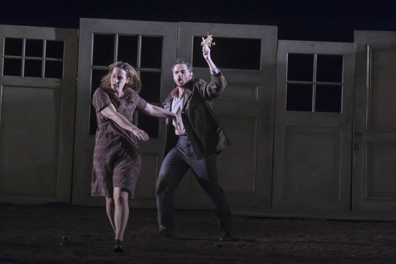 En imágenes, pase gráfico de la ópera Jenufa en el Teatro de la ...