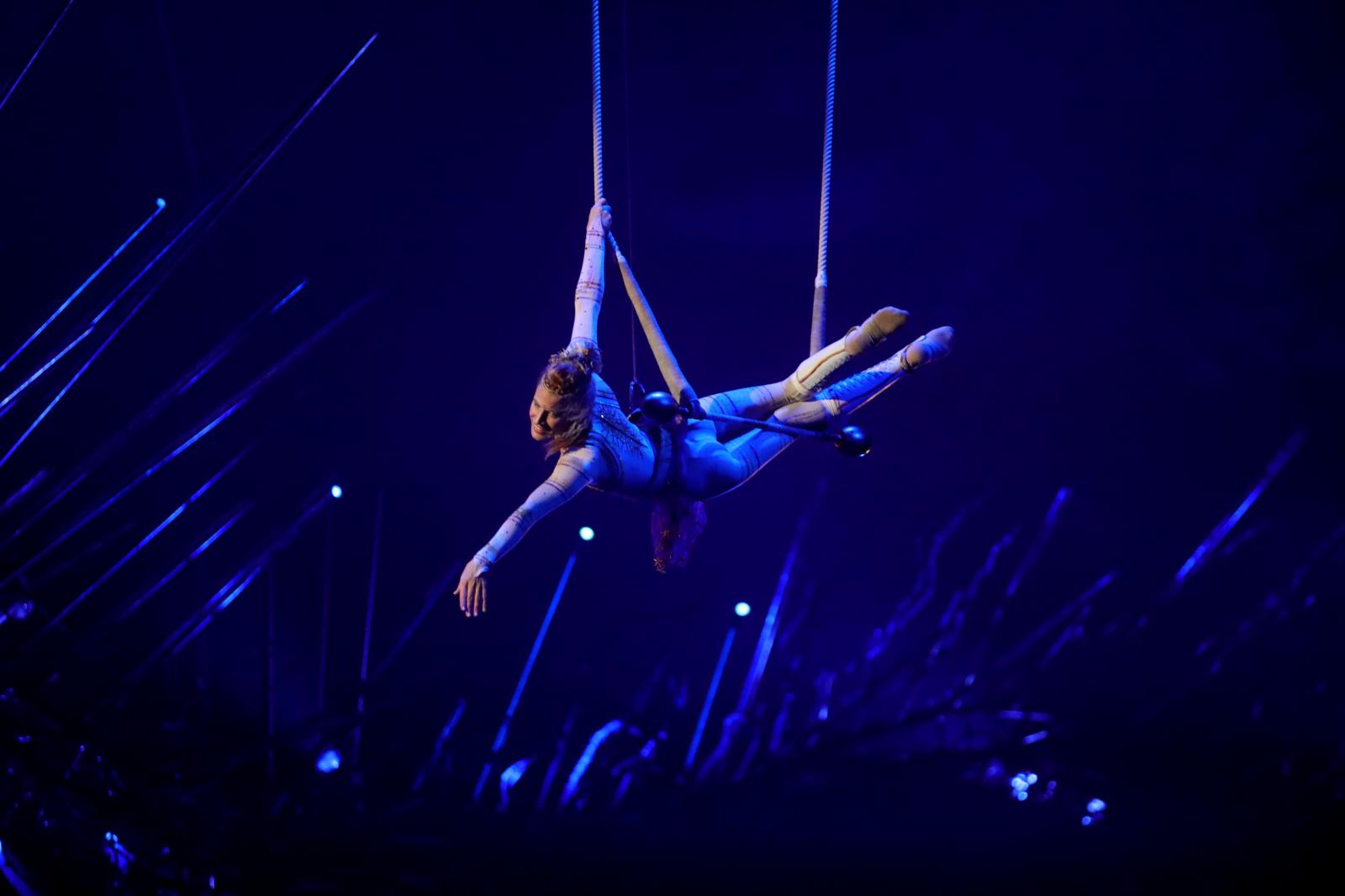 Imágenes del estreno de 'Alegría' del Circo del Sol en Sevilla