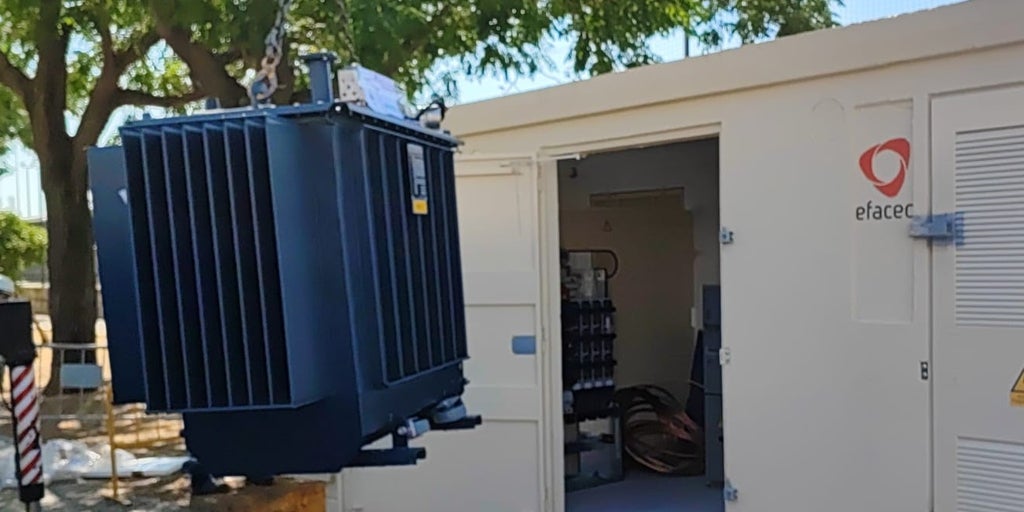 Endesa conecta los tres primeros centros de transformación instalados ...