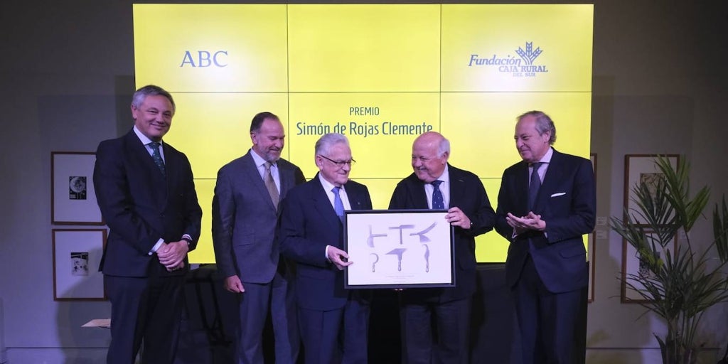 El empresario Juan Cano recibe el XVI Premio Simón de Rojas Clemente