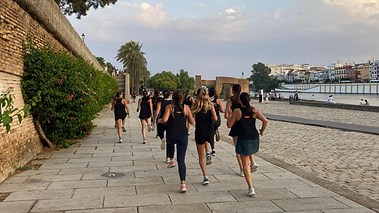 Oysho te enseña a correr en Sevilla: así puedes apuntarte a su club running