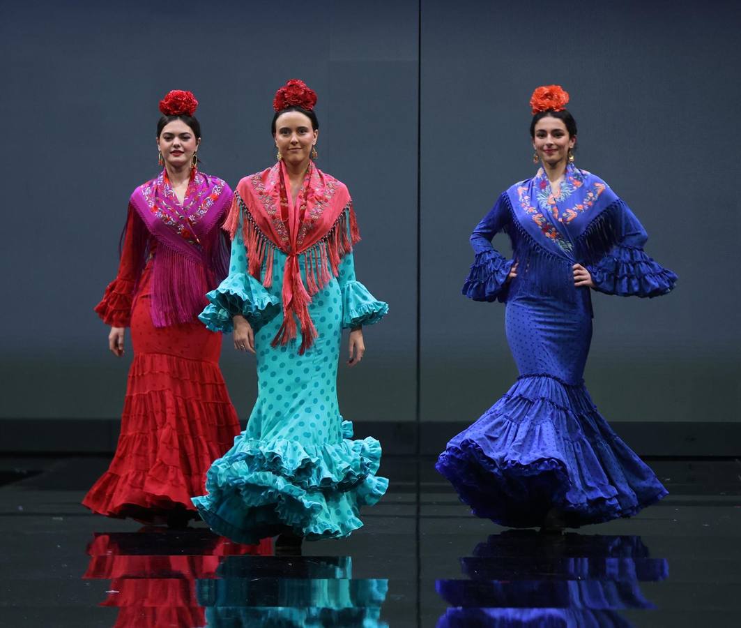 El desfile de Maricruz & Montecarlo desde 1958 en SIMOF 2025, en imágenes