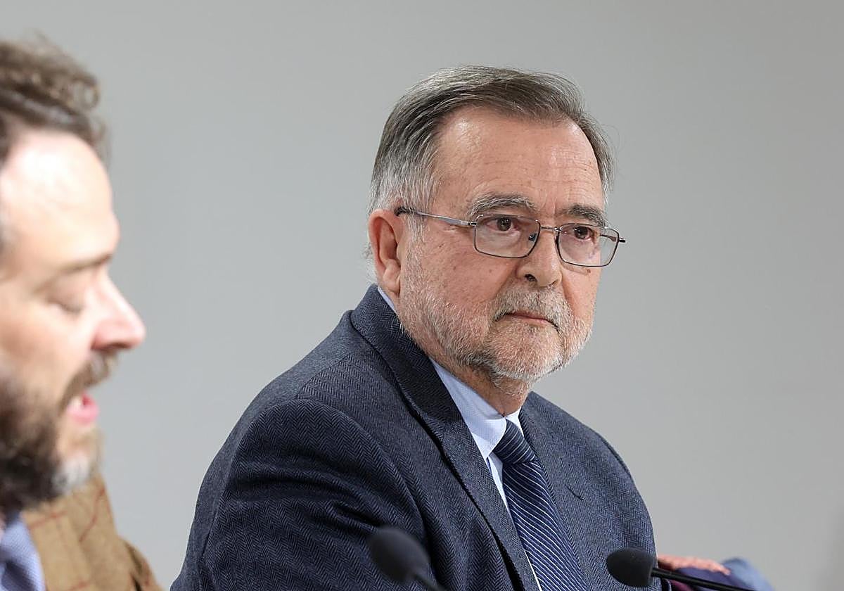 José Calvo Poyato presenta este jueves en Sevilla 'Dueños del mundo ...