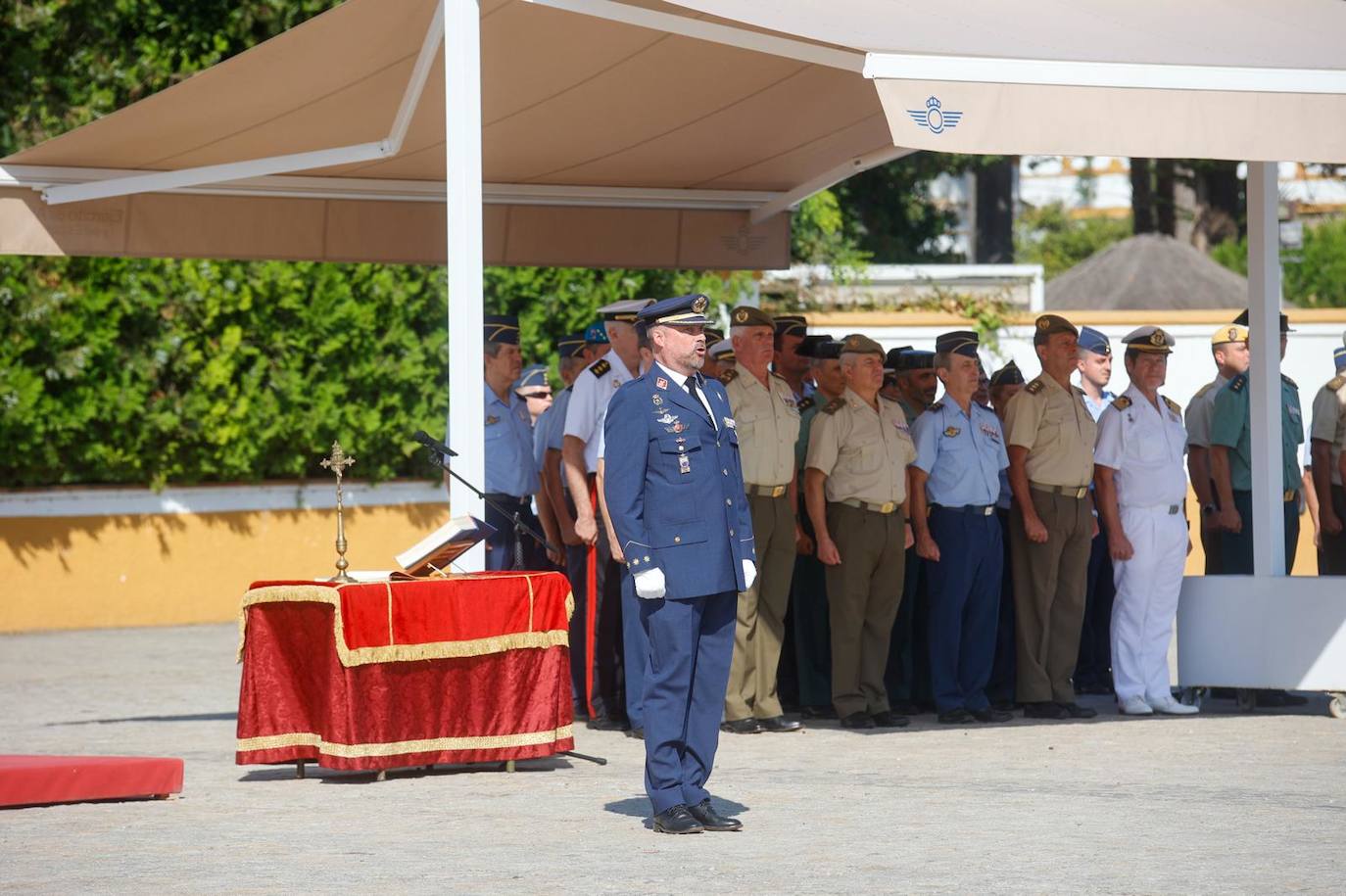 La toma de posesión del coronel Luis Alberto Parallé Lorente, en imágenes
