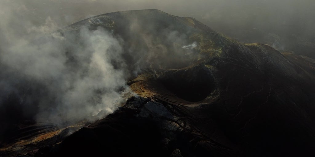 El Cumbre Vieja, a vista de dron un año después de la erupción