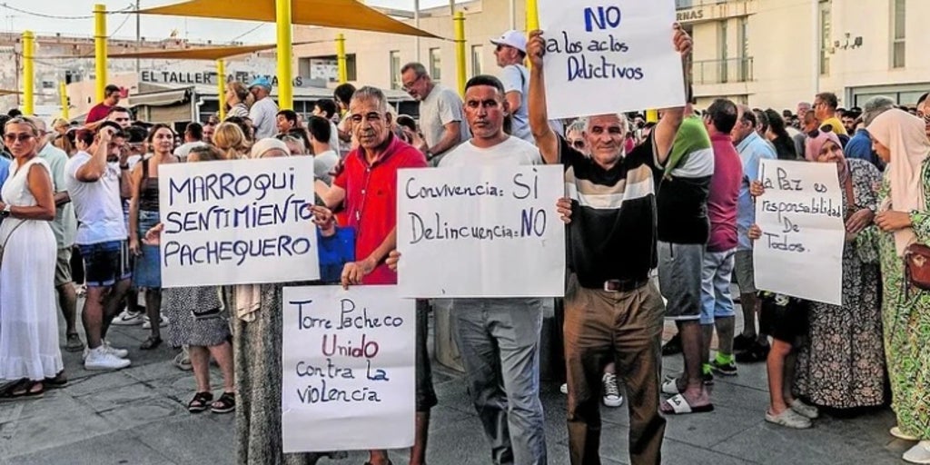 La concentración por la agresión a un jubilado en Torre Pacheco ...