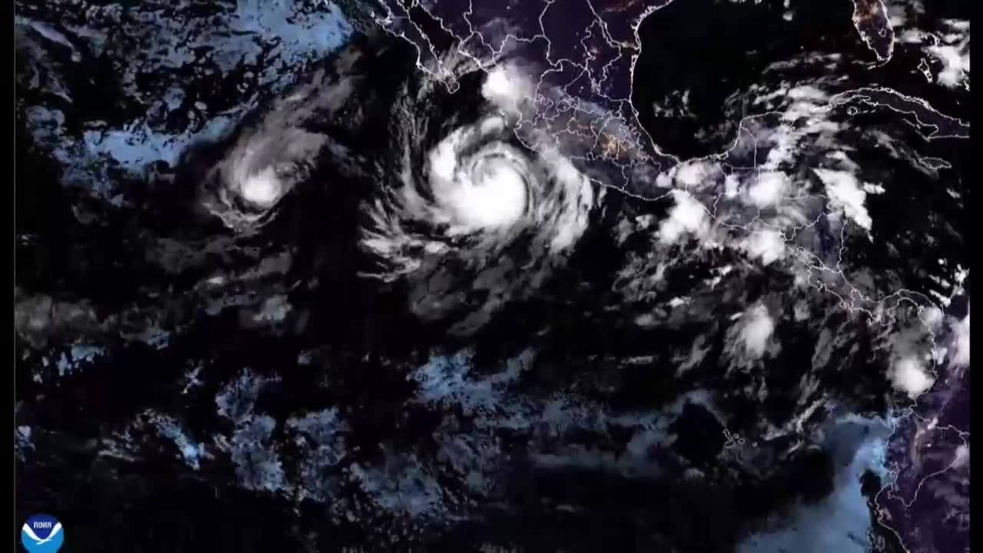 Priscilla se intensifica y sube a huracán de categoría 1 en el Pacífico mexicano