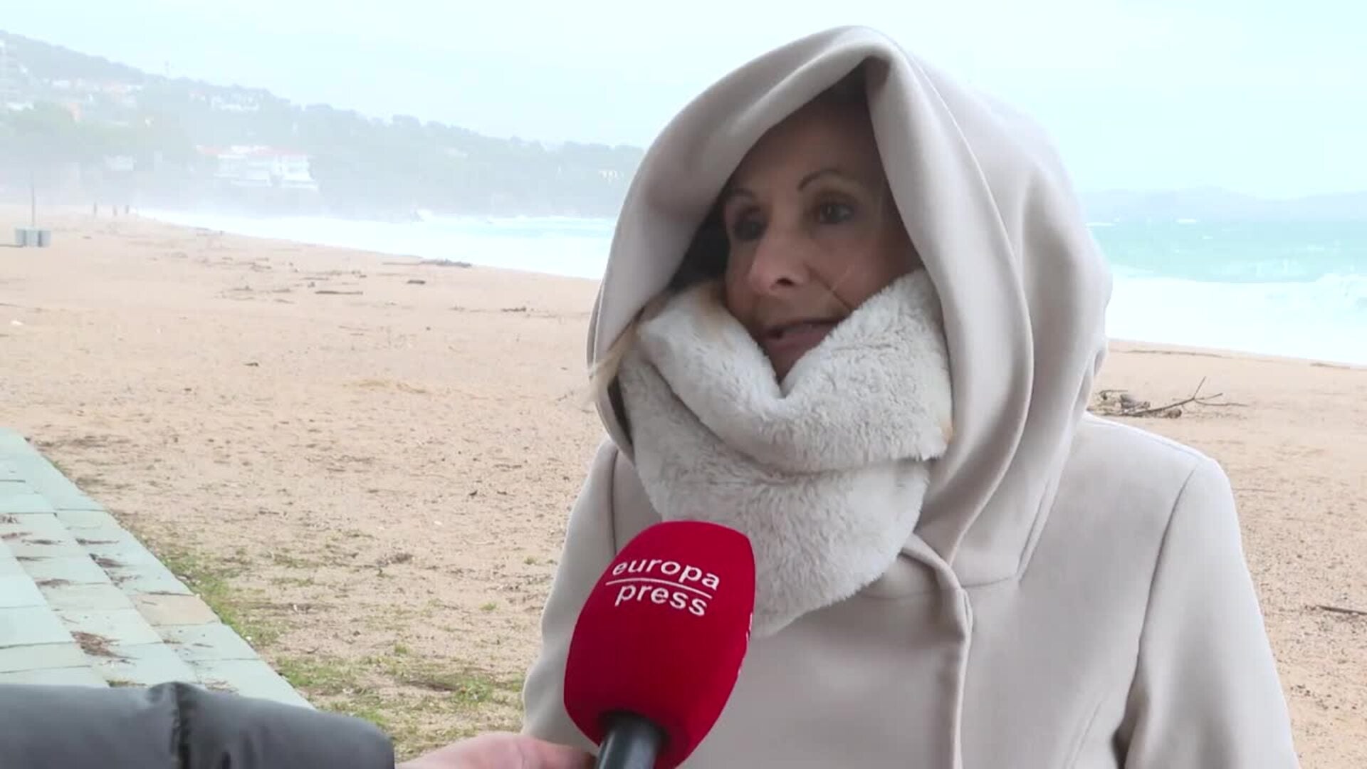 Vecinos de Platja d'Aro aseguran "nunca haber visto así el mar" y que ...