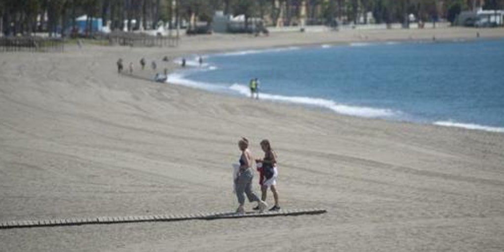 Las mejores playas de Málaga capital para disfrutar del mar sin tener ...