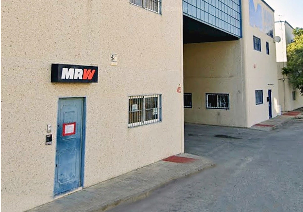 La franquicia de MRW cierra en la Bahía de Cádiz con una gran polémica entre los trabajadores