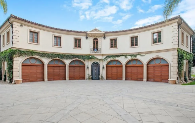 Paris Hilton se va de alquiler a una mansión de Beverly Park por 150. ...