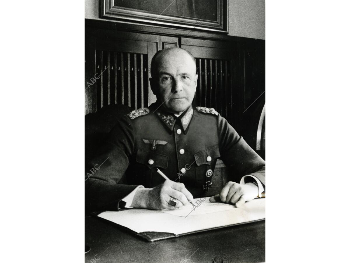 El capitán general del ejército alemán, Walther von Brauchitsch ...