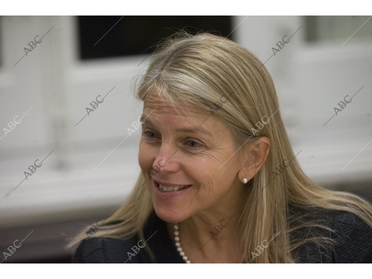 Entrevista con Dava Newman, Vicedirectora de la Nasa - Archivo ABC