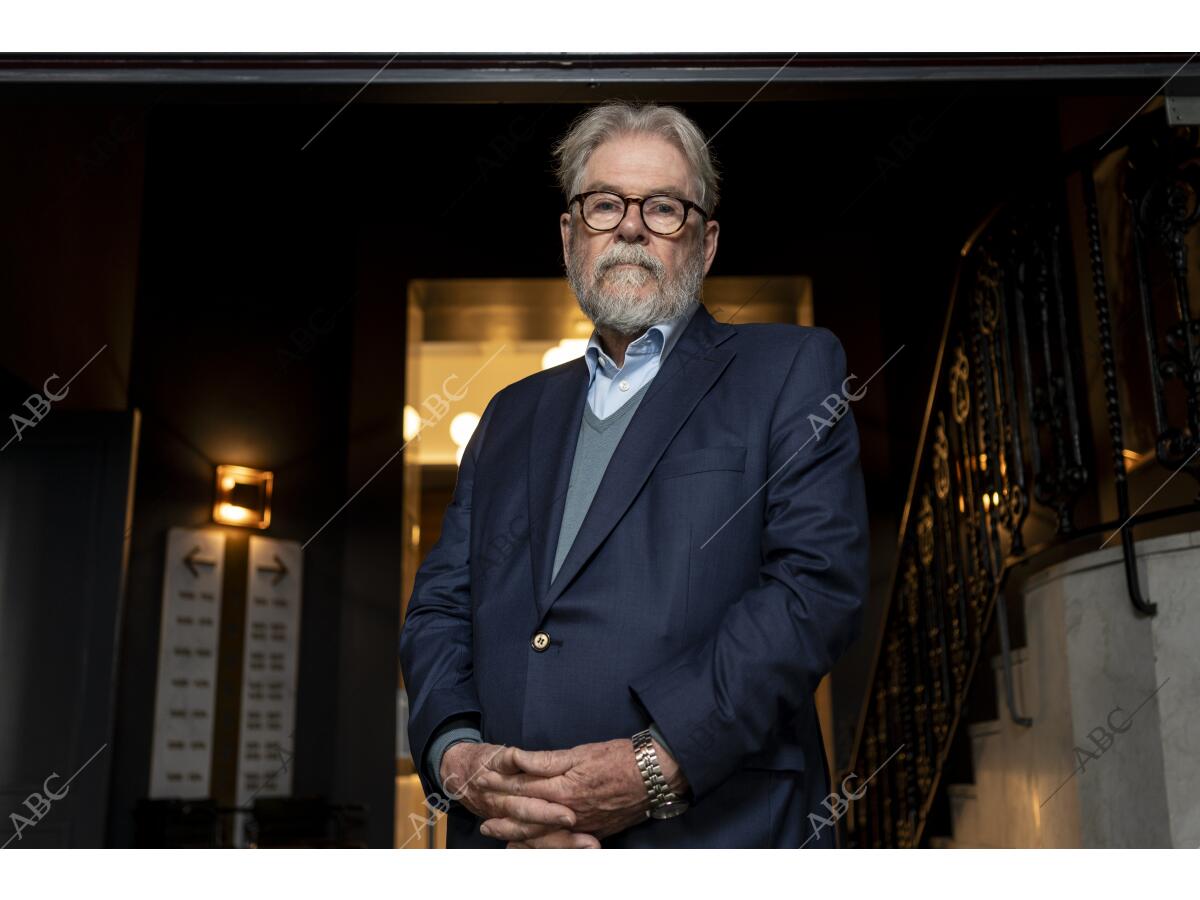 Entrevista al periodista Michael Reid que publica su nuevo libro ...