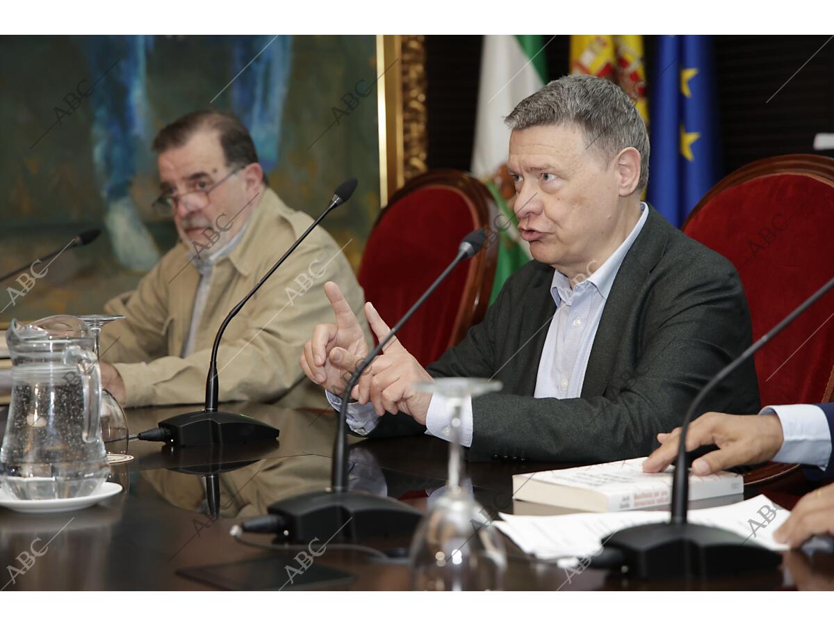 Presentación del libro «Manifiesto por una democracia radical», de ...