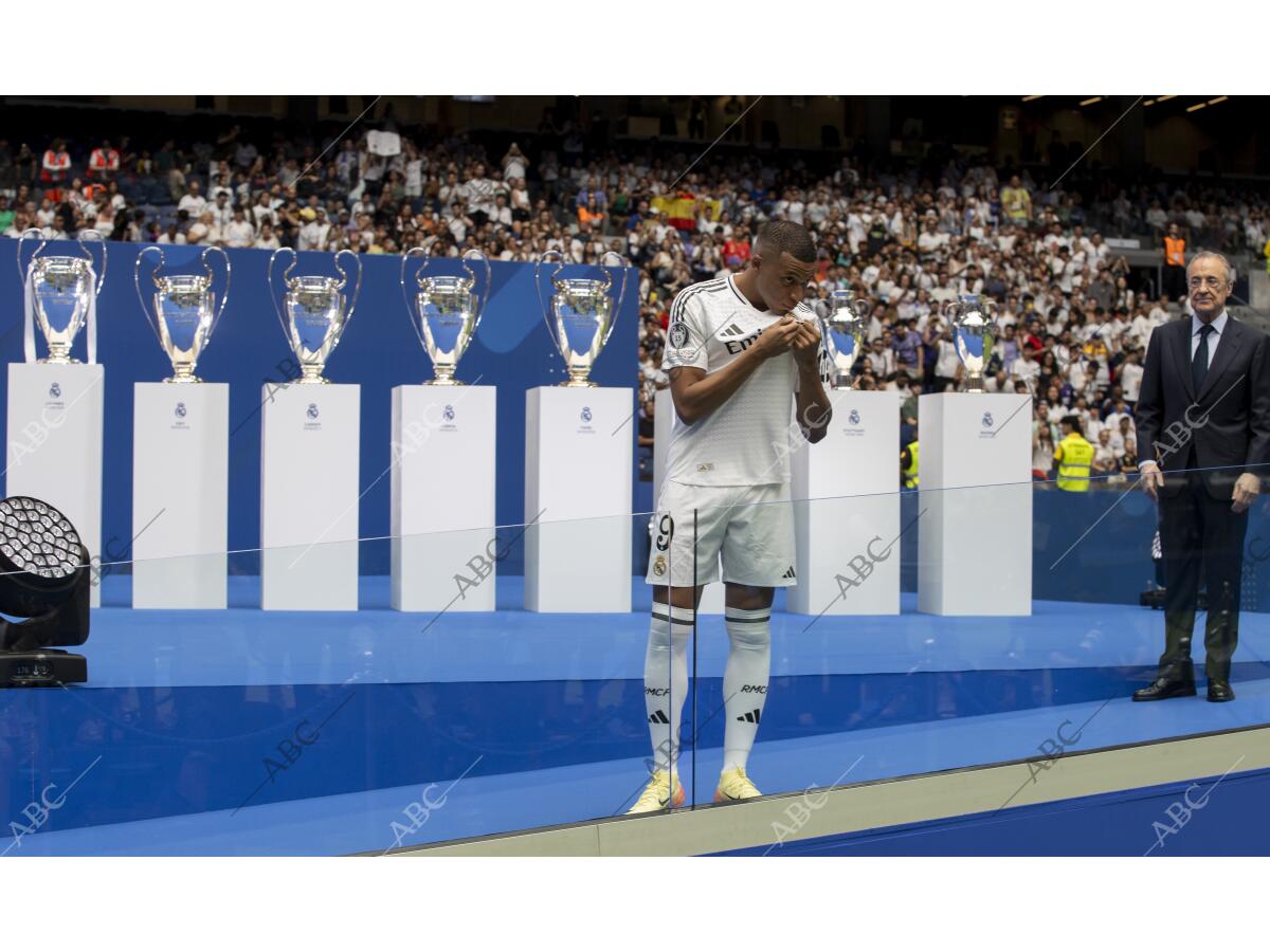 Presentación de Kylian Mbappé como jugador del Real Madrid en el ...
