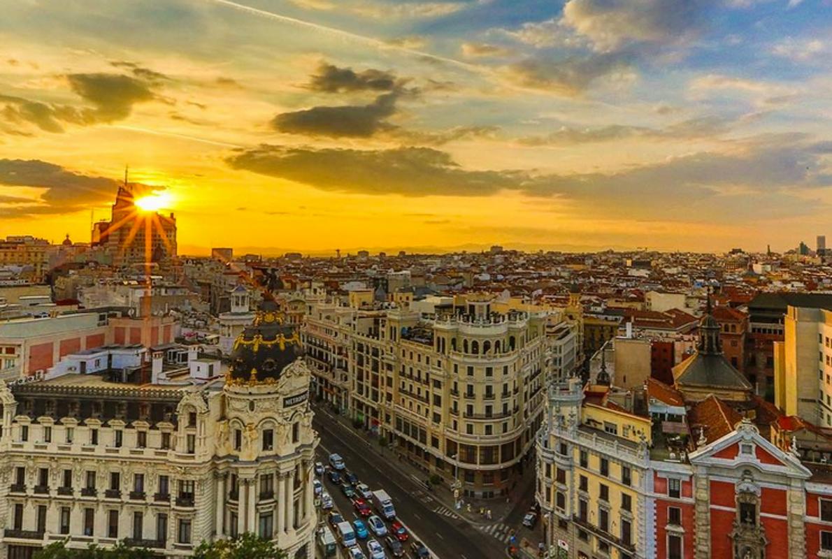Veinte azoteas impresionantes para ver el atardecer en Madrid